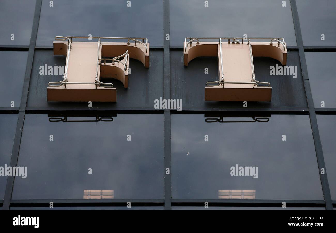 Ft newspaper logo hi-res stock photography and images - Alamy