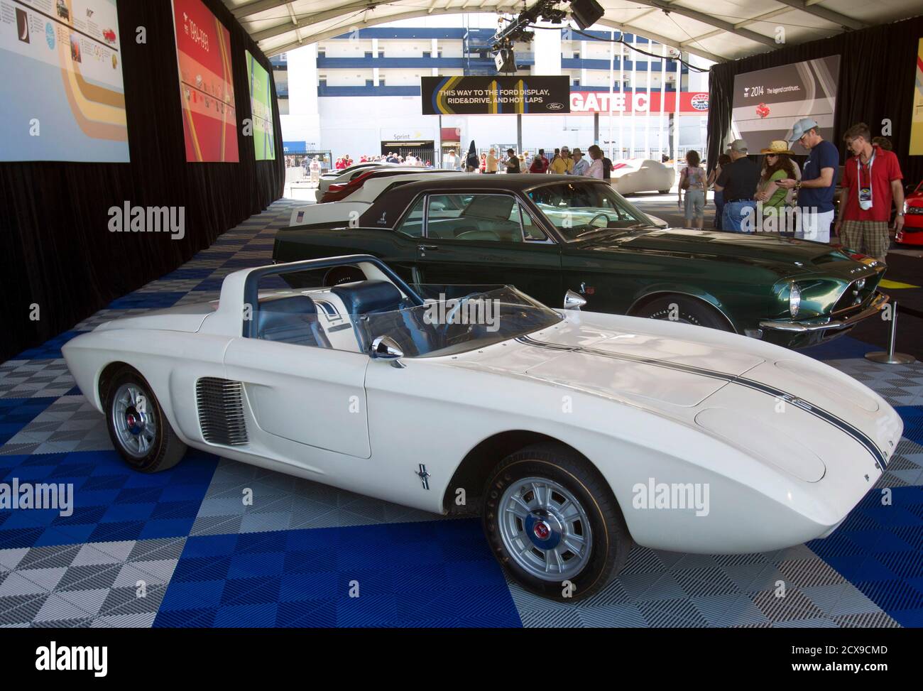 Car 50th anniversary hi-res stock photography and images - Alamy