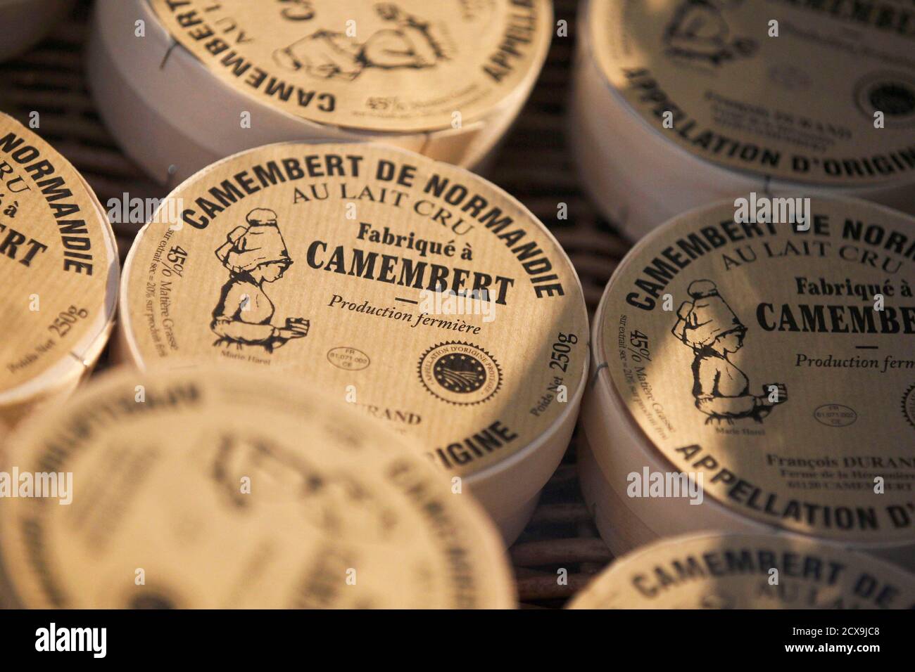Camembert village hi-res stock photography and images - Alamy