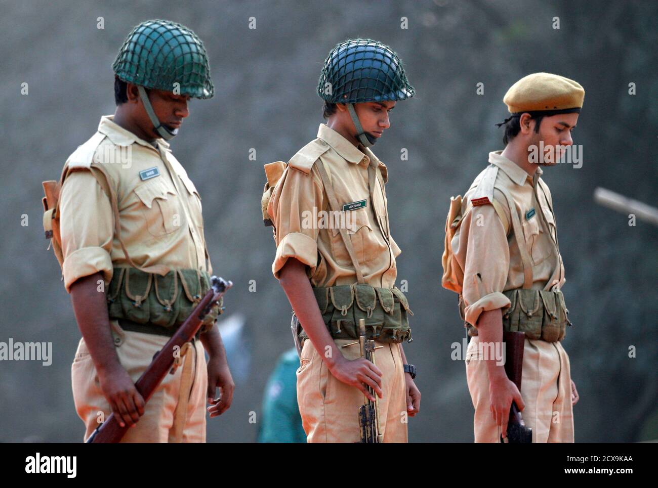 Pakistan army surrender hi-res stock photography and images - Alamy