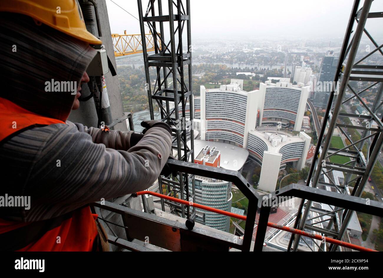 220 feet tower hi-res stock photography and images - Alamy