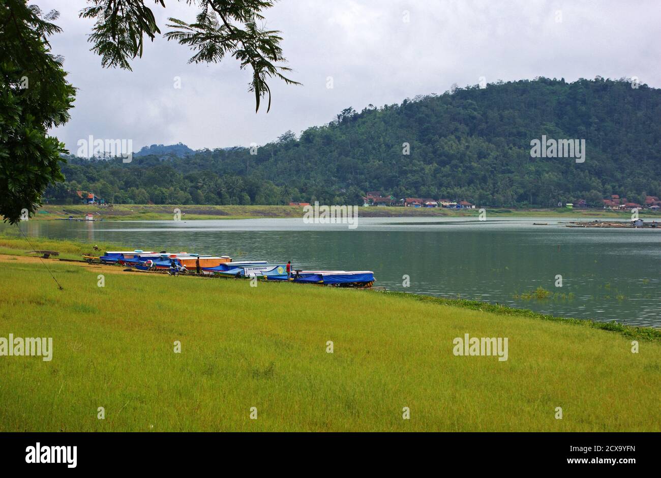 Dam waduk hi-res stock photography and images - Alamy