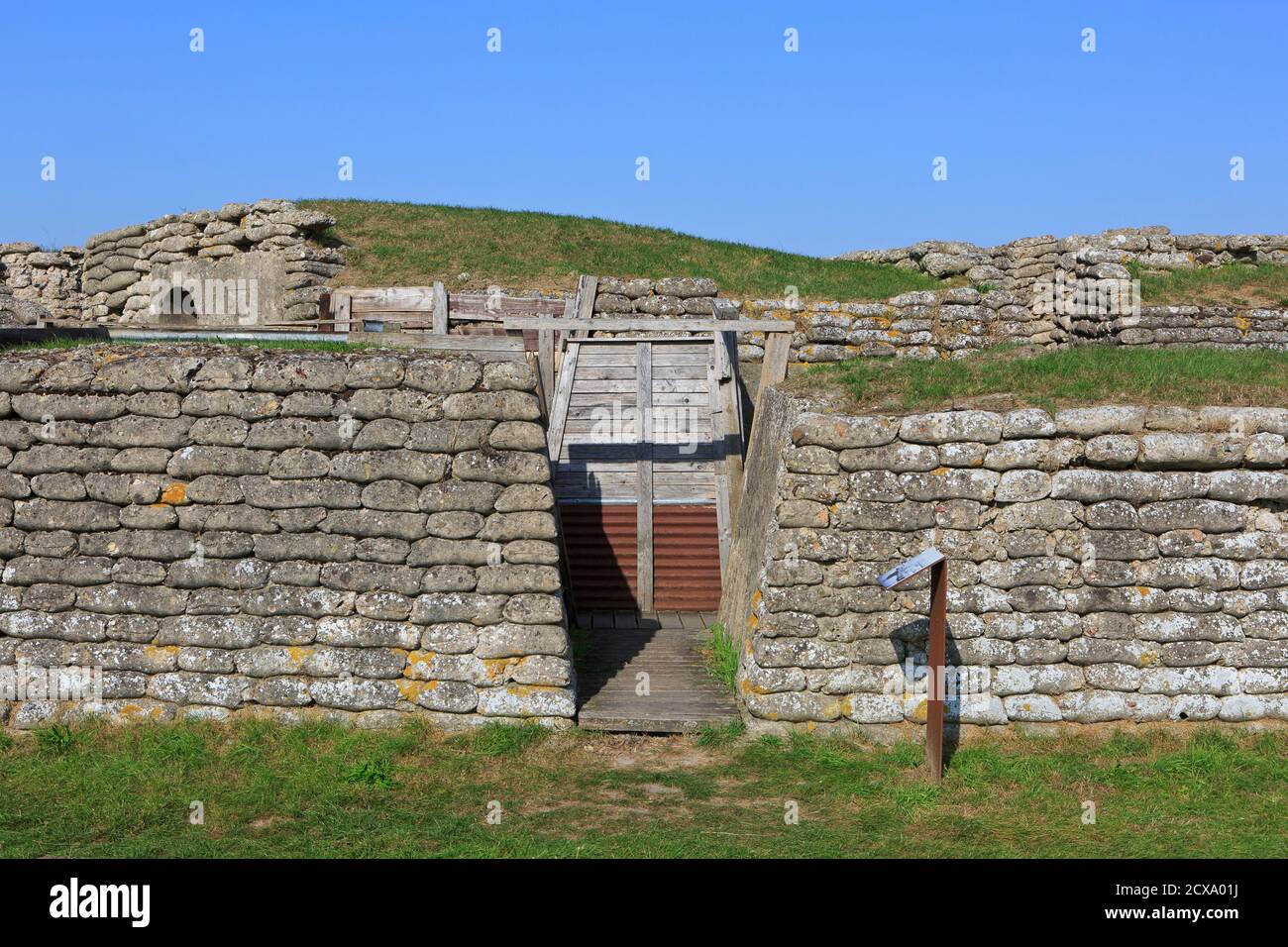 Tunnel entrance at the Dodengang (Trench of Death) in Diksmuide ...
