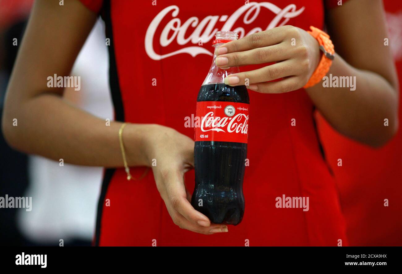 Coca cola lady hi-res stock photography and images - Alamy