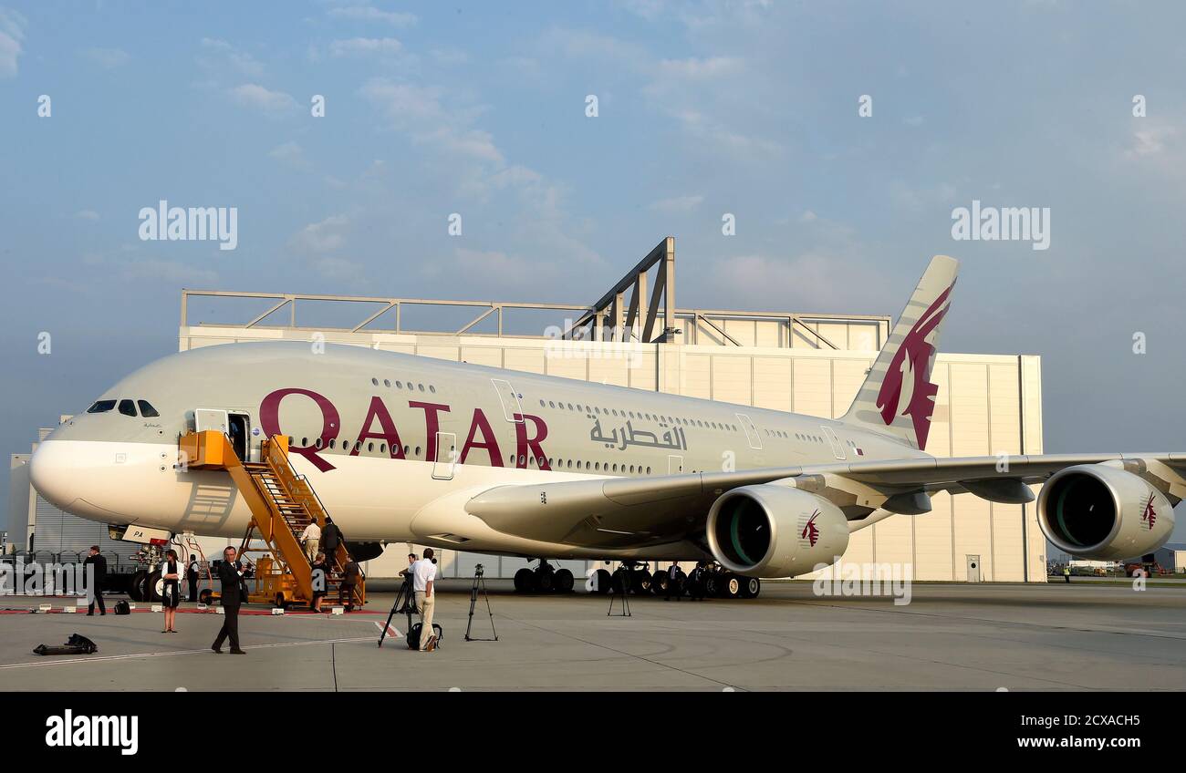 The delivery first airbus a380 hi-res stock photography and images - Alamy