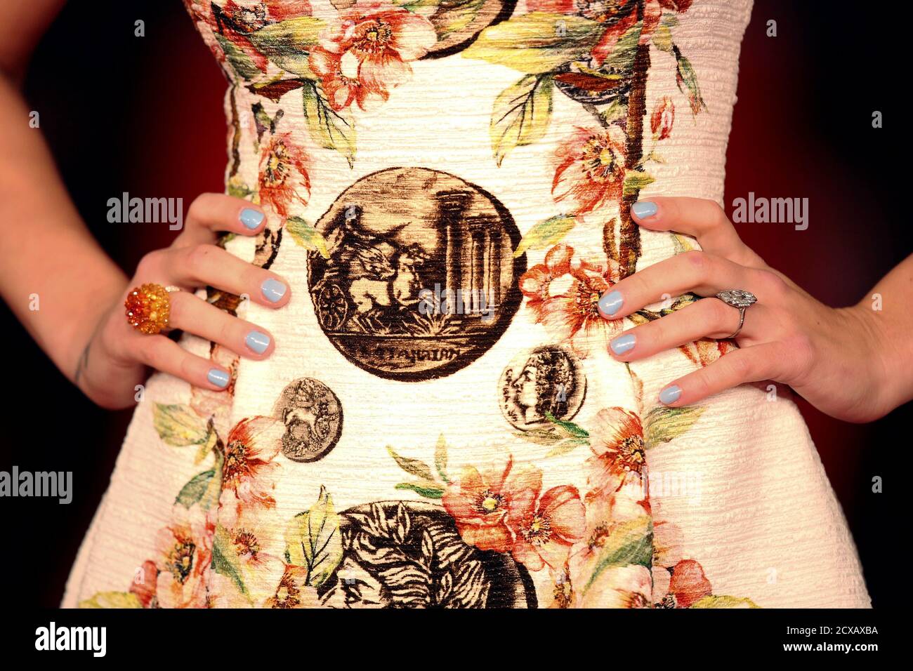 Cast red carpet event hi-res stock photography and images - Alamy