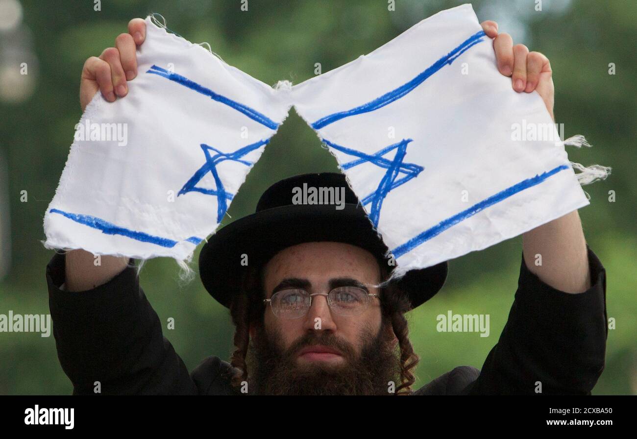 Torn israel flag High Resolution Stock Photography and Images - Alamy