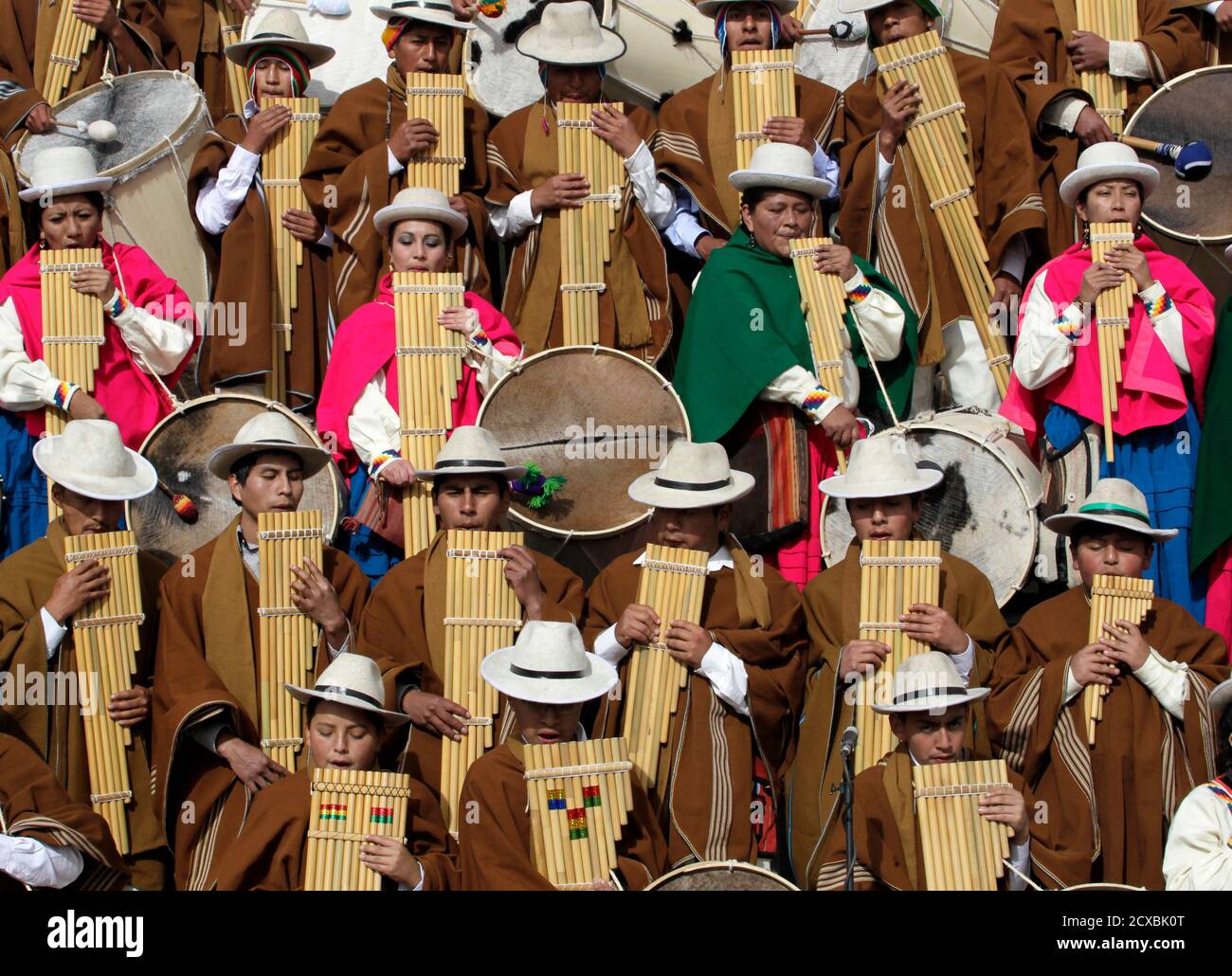 Zampoña hi-res stock photography and images - Alamy
