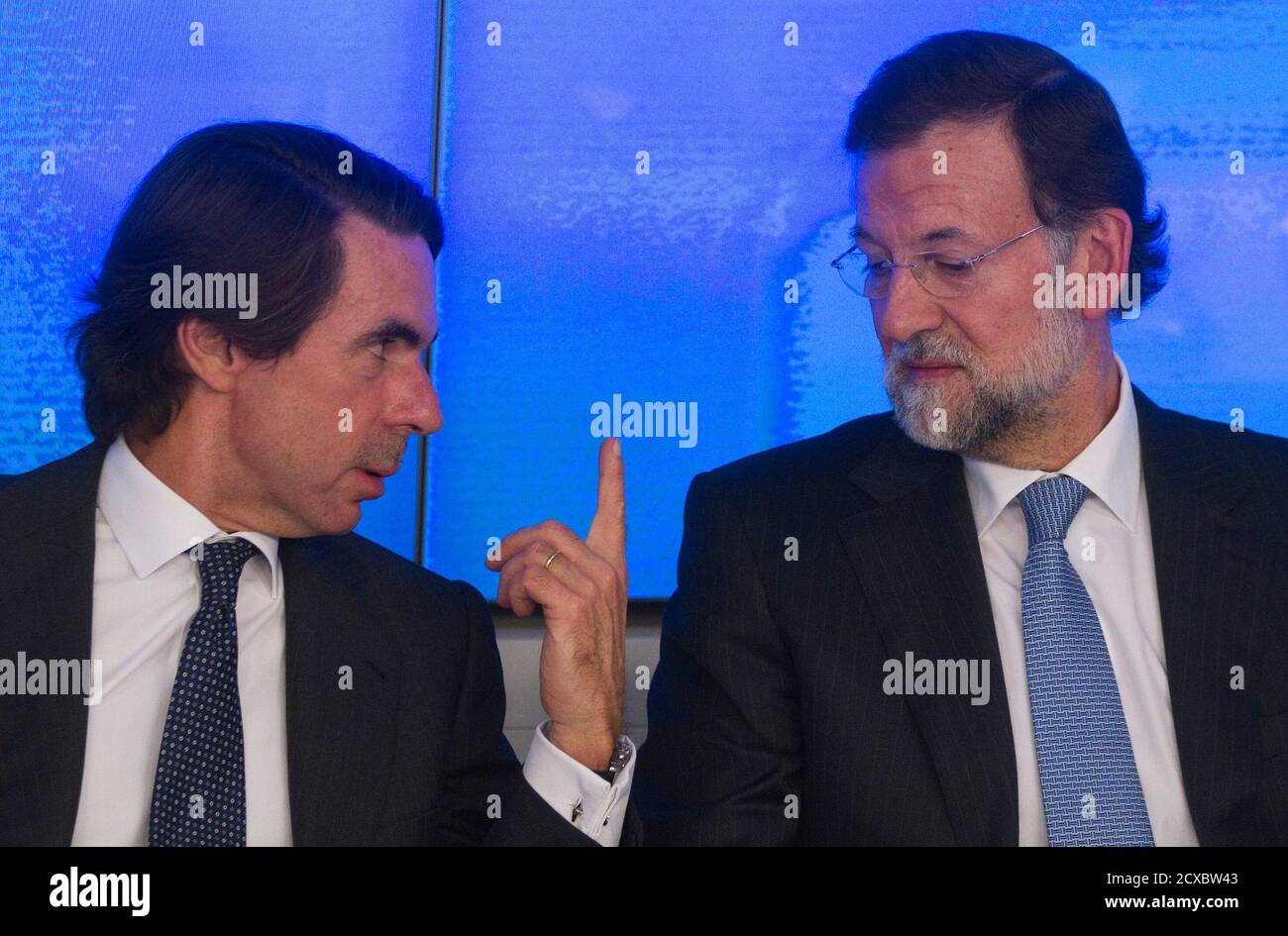 Spanish conservative centre right party hi-res stock photography and ...