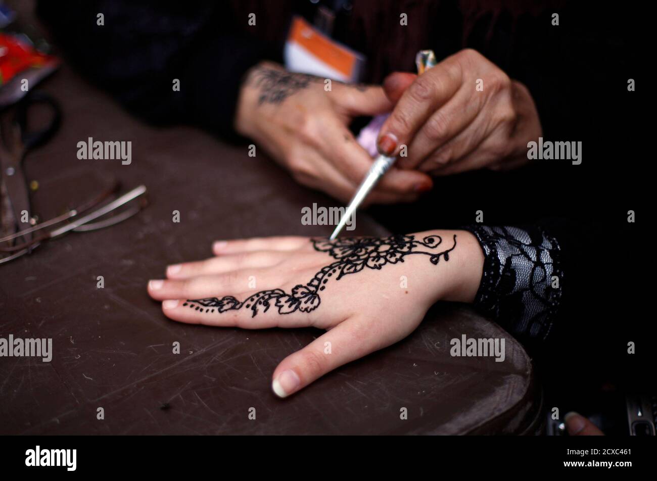 Palestinian Bride High Resolution Stock Photography and Images - Alamy