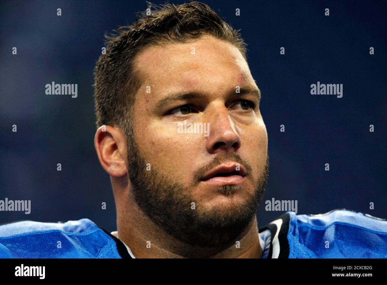 Detroit lions player dominic raiola hi-res stock photography and images ...