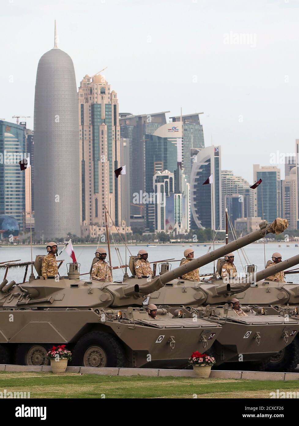 Qatari armed forces hi-res stock photography and images - Alamy