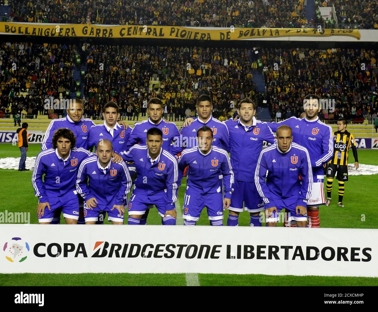 Universidad de chile soccer hi-res stock photography and images - Alamy
