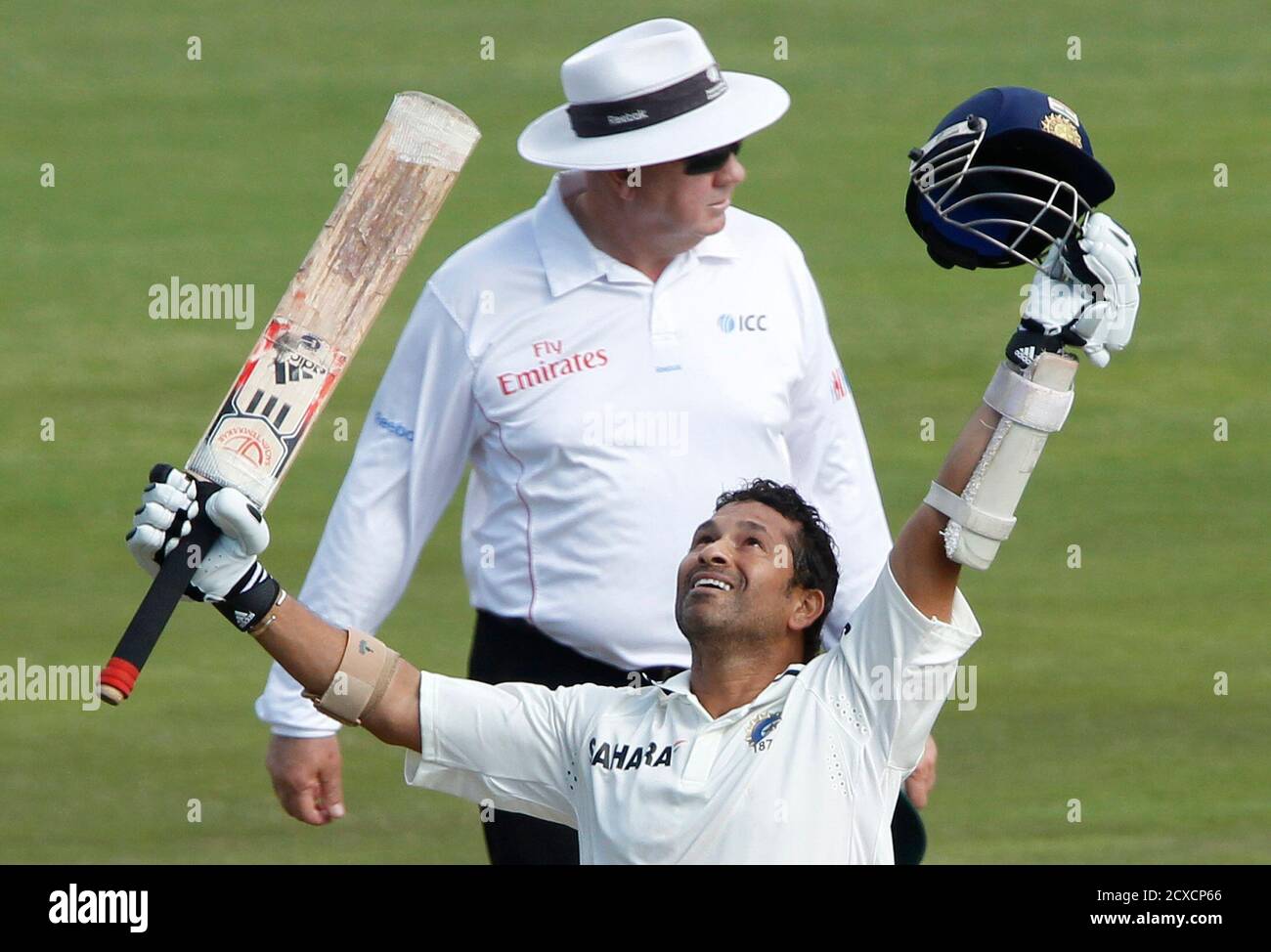 Sachin tendulkar first century hi-res stock photography and images - Alamy