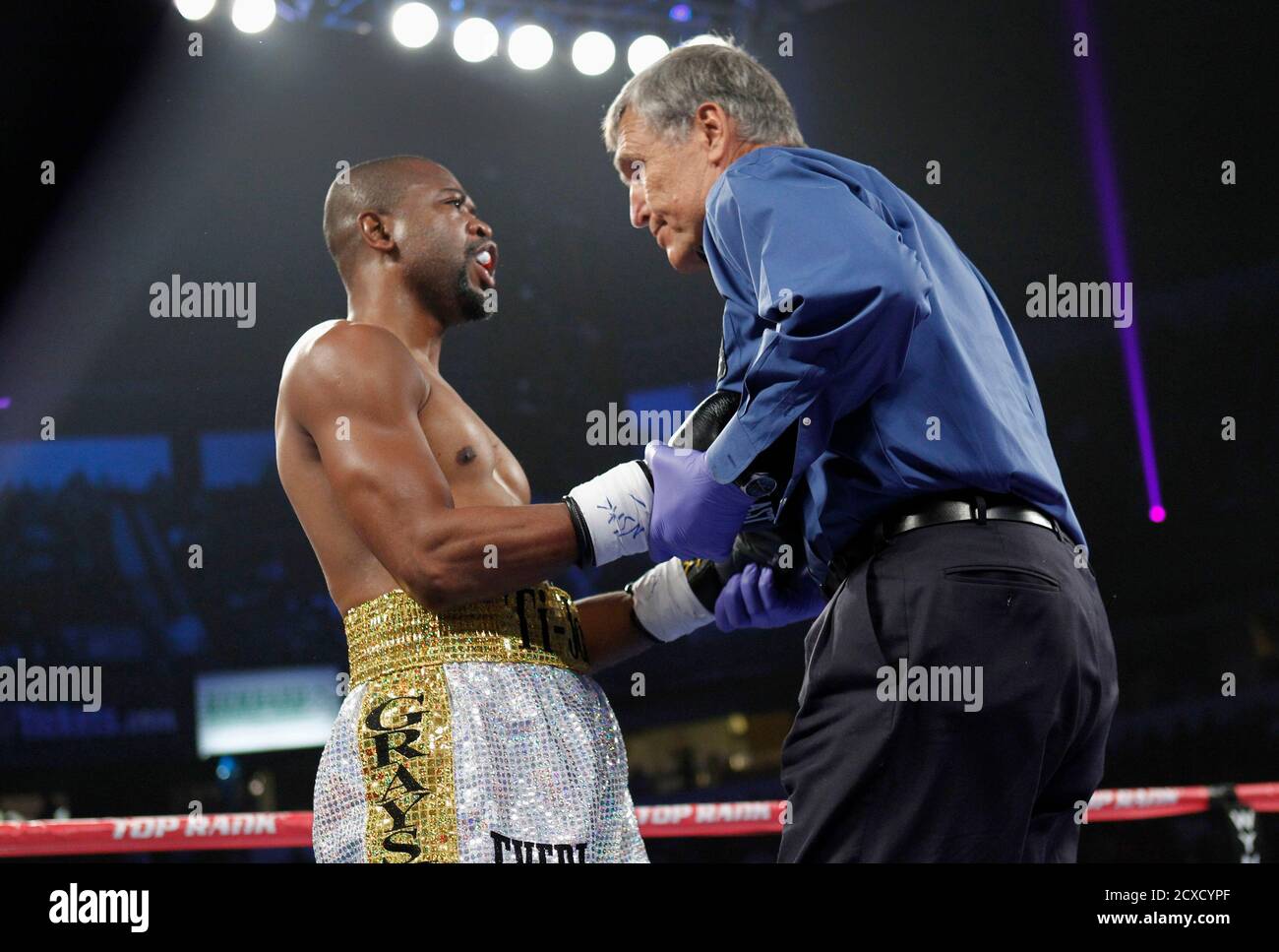 Boxing macklin hi-res stock photography and images - Alamy