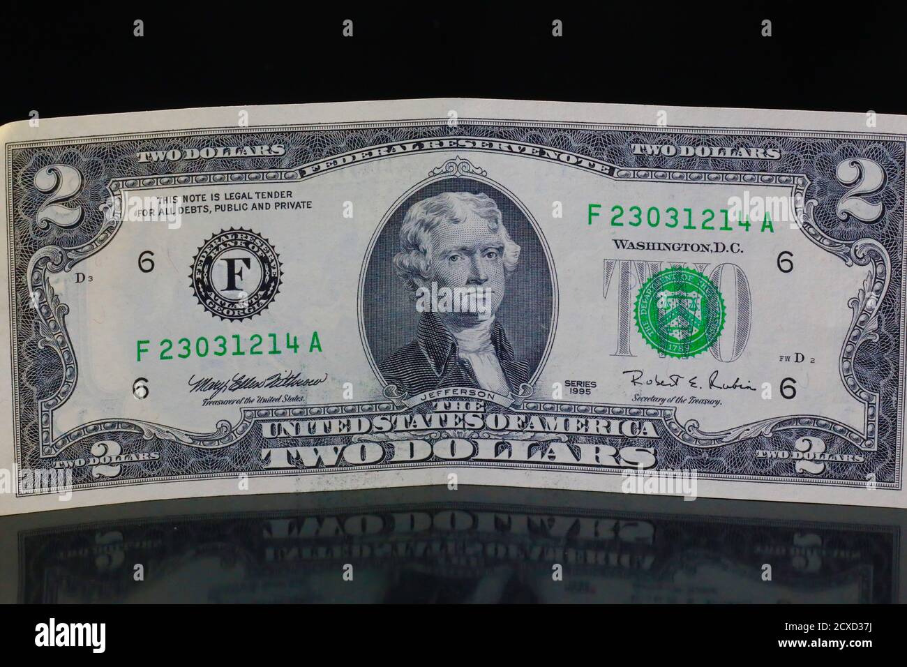 Two dollar bill Stock Photo - Alamy