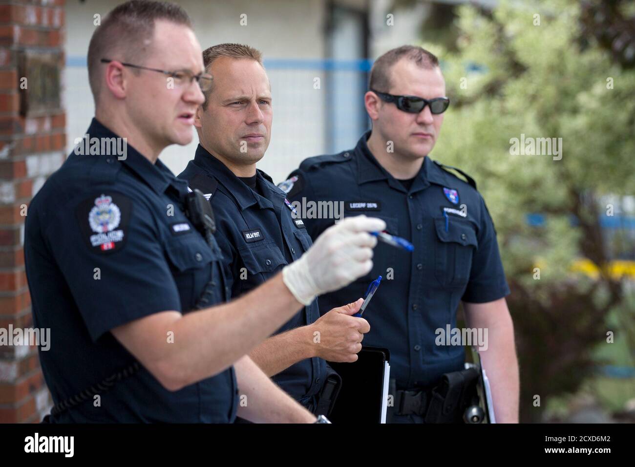 Edmonton police officers hi-res stock photography and images - Alamy