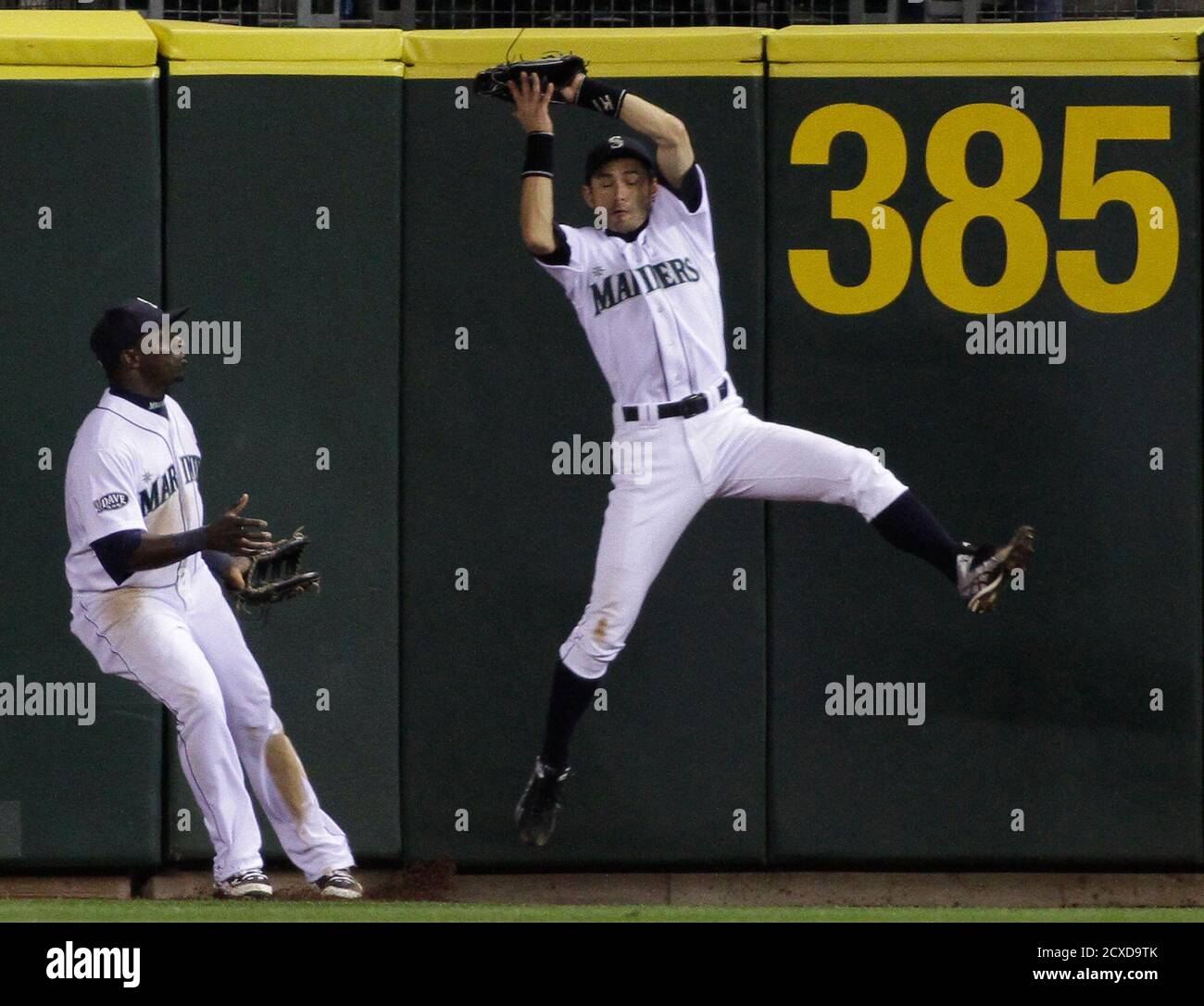 Ichiro Suzuki Catch