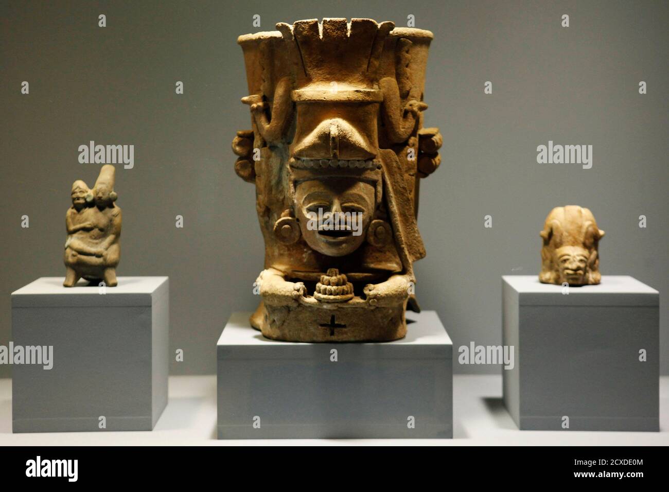 Maya long count calendar hi-res stock photography and images - Alamy