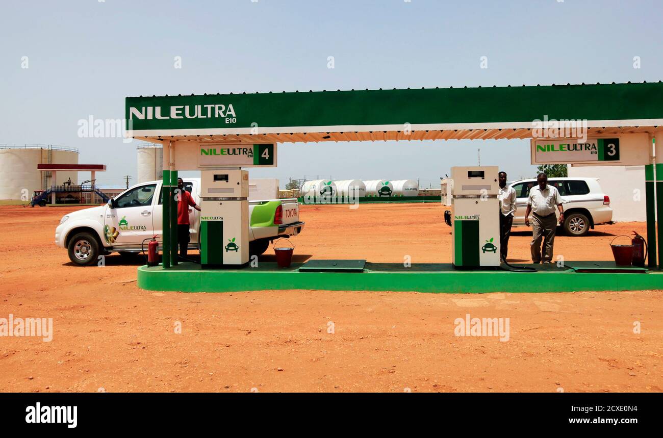 Sudan oil station hi-res stock photography and images - Alamy