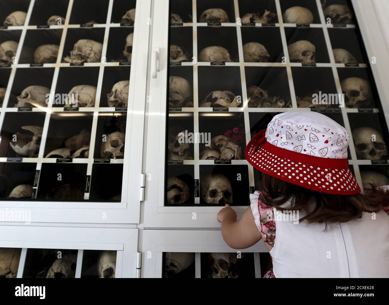 Ss troops in action hi-res stock photography and images - Alamy