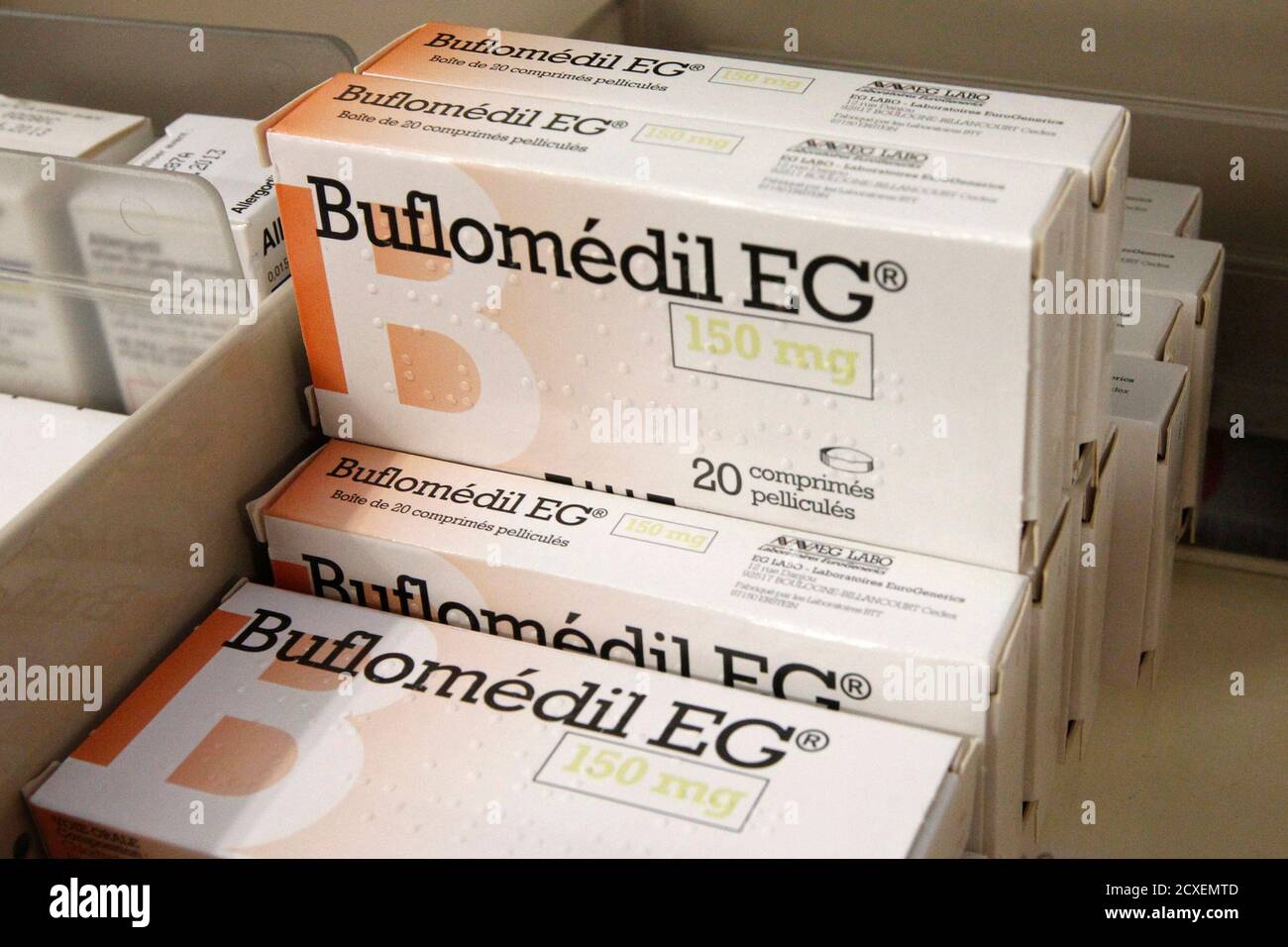 Prescription medicine boxes hi-res stock photography and images - Alamy