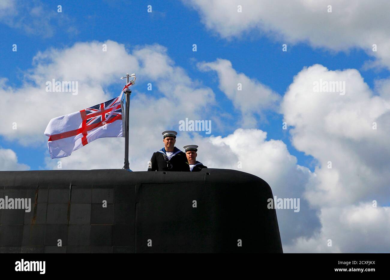 Royal navy astute submarine hi-res stock photography and images - Alamy