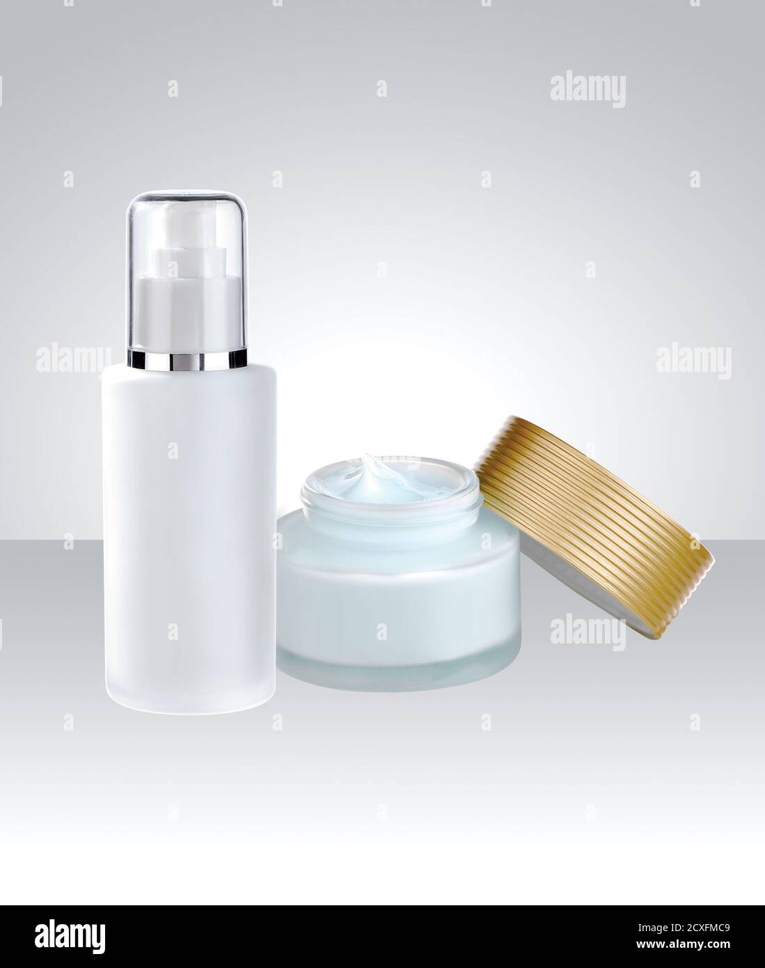 Cosmetic cream containers and beauty products Stock Photo - Alamy