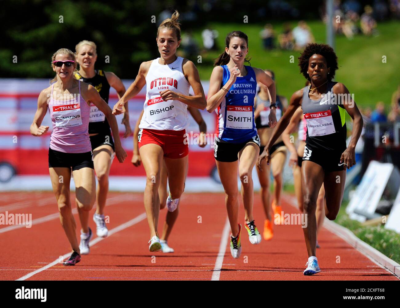 The finish of the 800 meter final hi-res stock photography and images ...