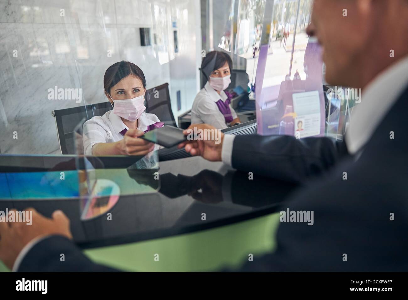 Helping registration hi-res stock photography and images - Alamy