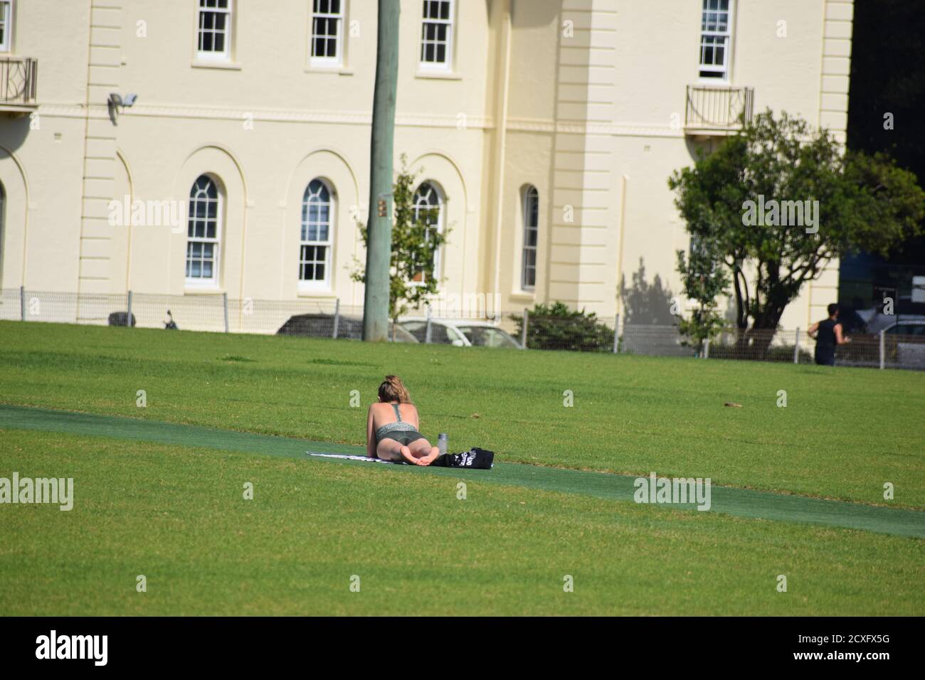 Sunbathe sunbathing uv hi-res stock photography and images - Alamy