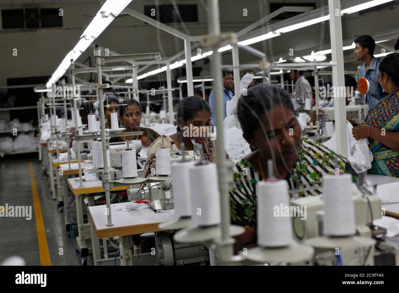 India manufacturing hub hi-res stock photography and images - Alamy