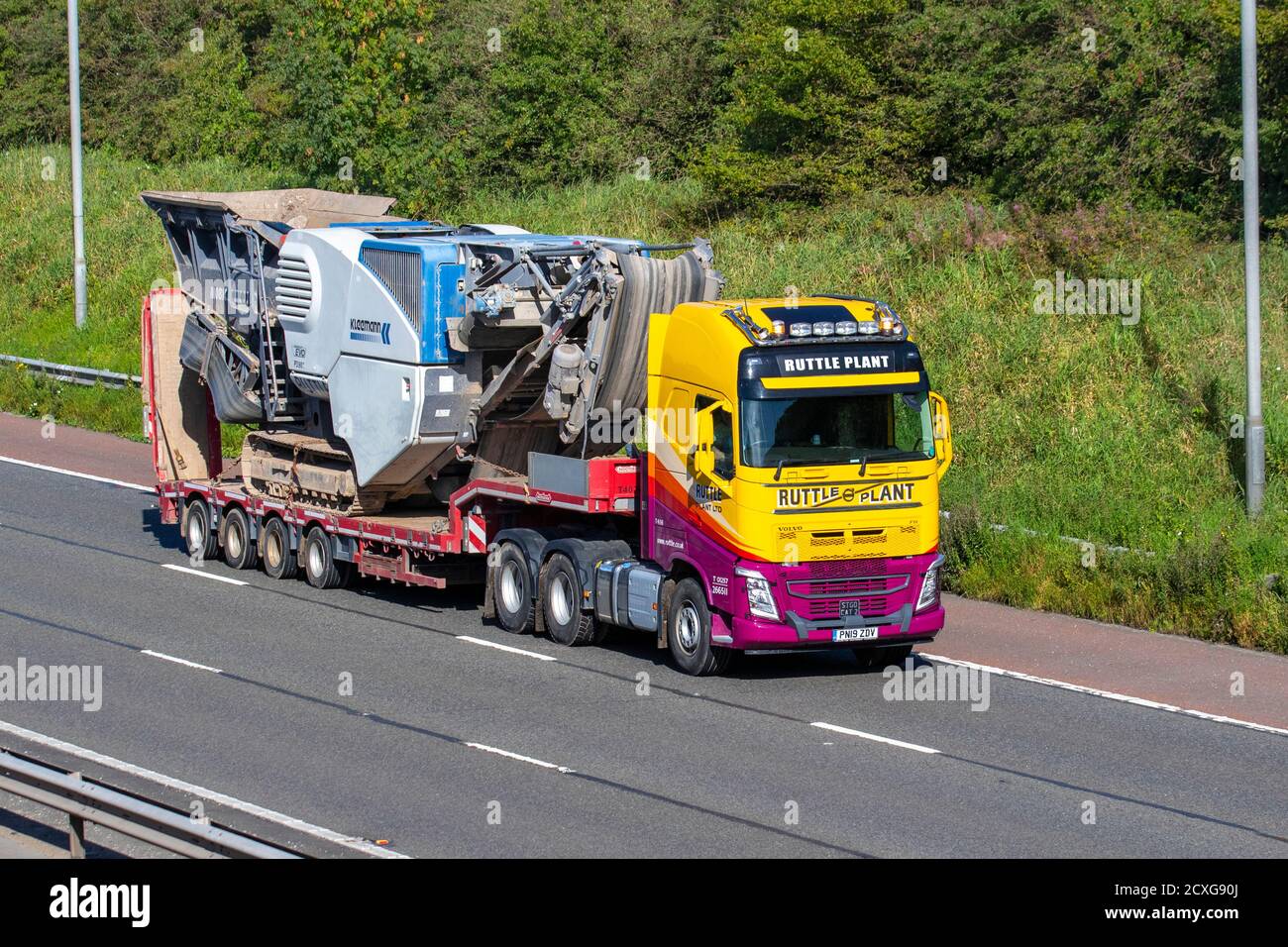 Ruttle Plant Ltd Haulage delivery trucks, lorry, heavy-duty vehicles ...