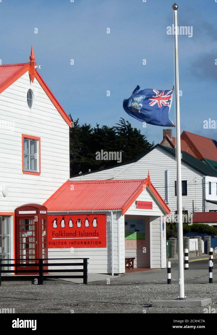 Margaret thatcher in the falkland islands hi-res stock photography and ...