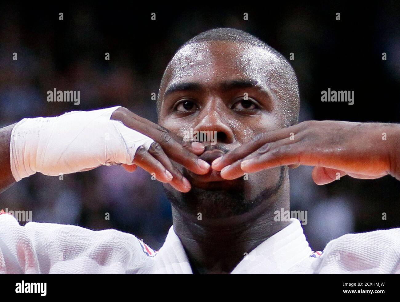 Teddy riner judo world 2011 hi-res stock photography and images - Alamy