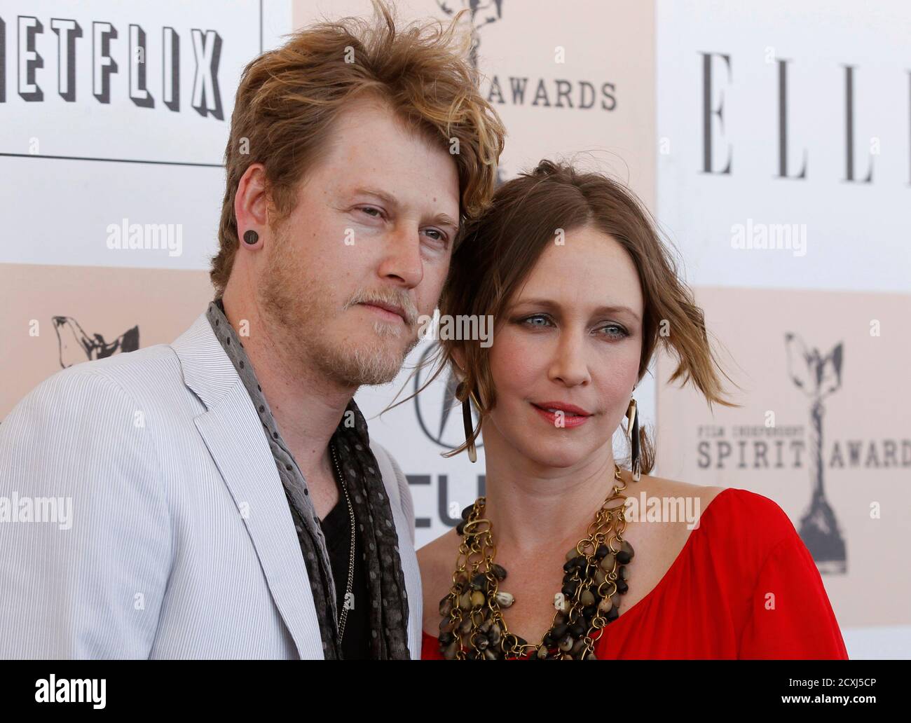 Renn hawkey vera farmiga hi-res stock photography and images - Alamy