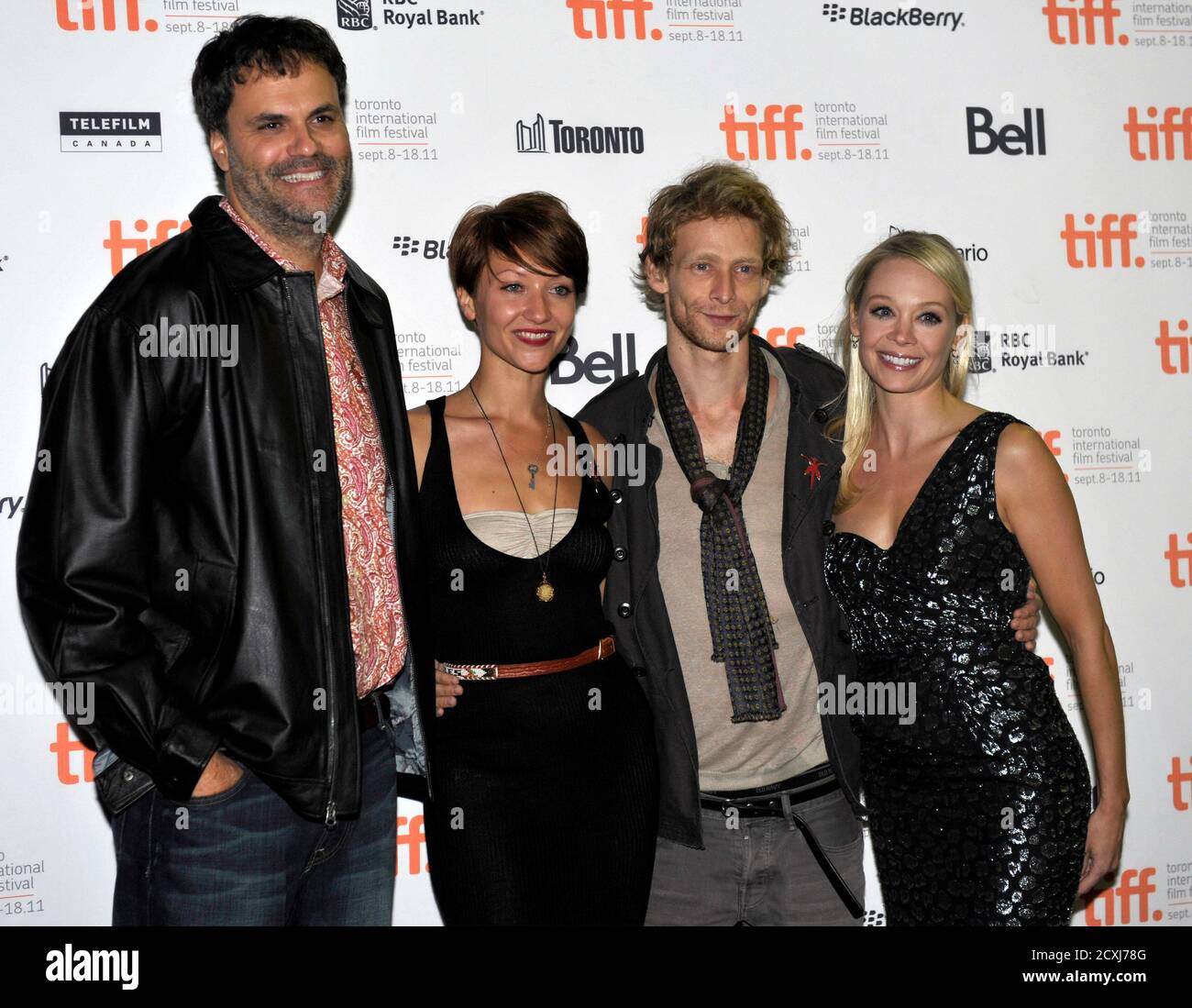 Mike molly cast hi-res stock photography and images - Alamy