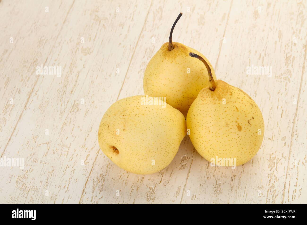 Juicy ripe yellow Chinese pear Stock Photo - Alamy