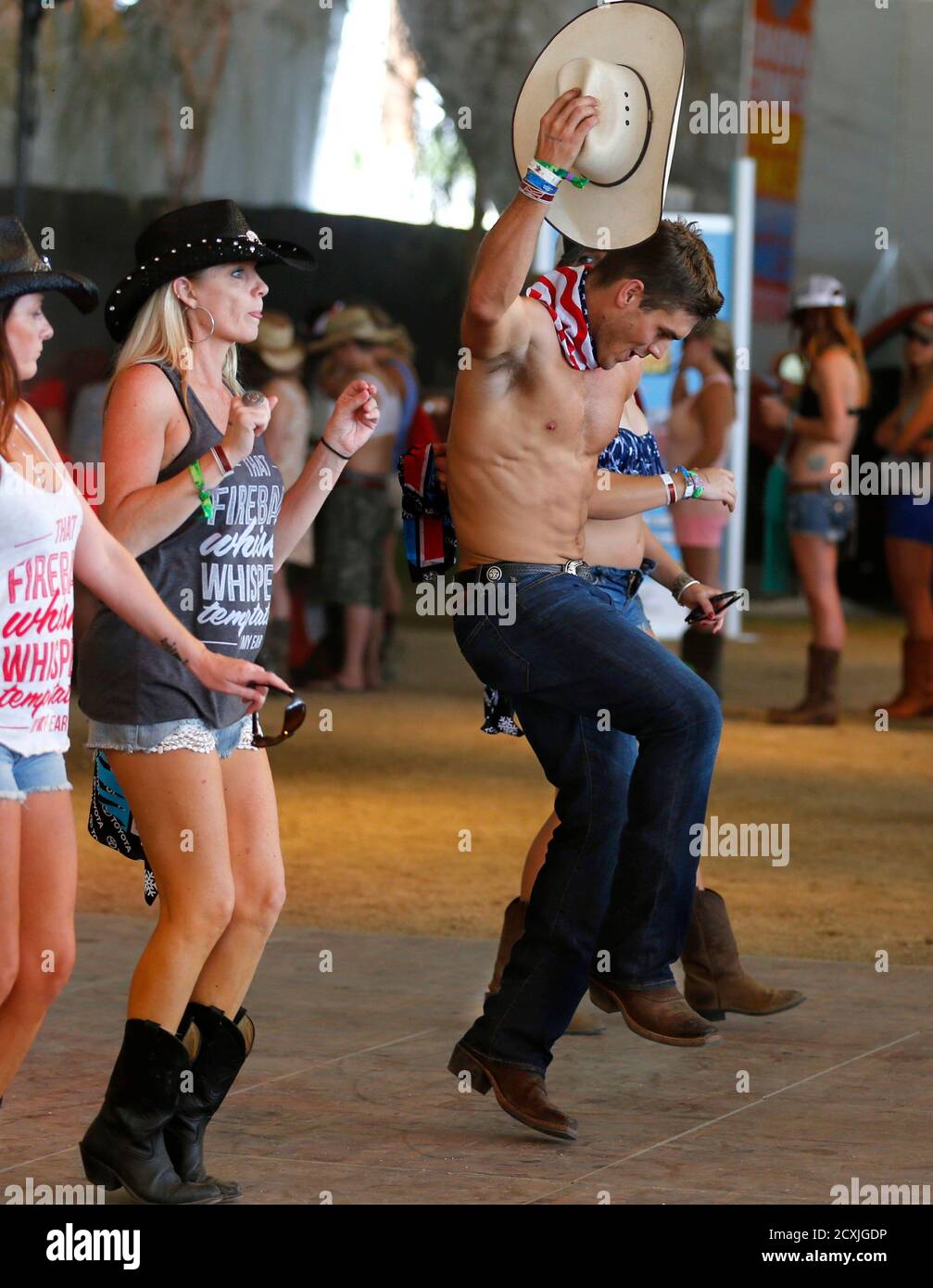 Stagecoach country music festival fan hi-res stock photography and ...