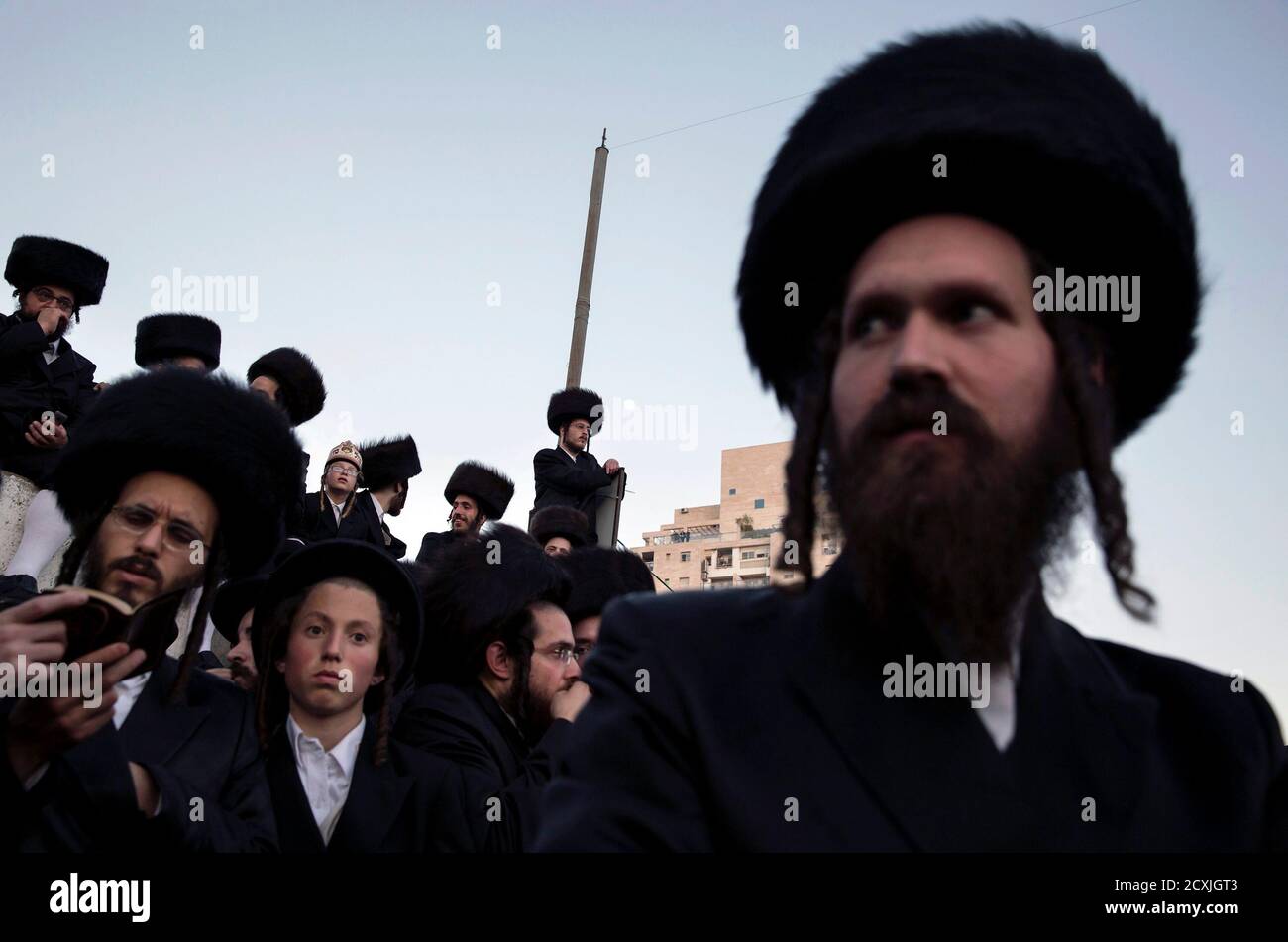 Pictured with their granddaughter hi-res stock photography and images ...