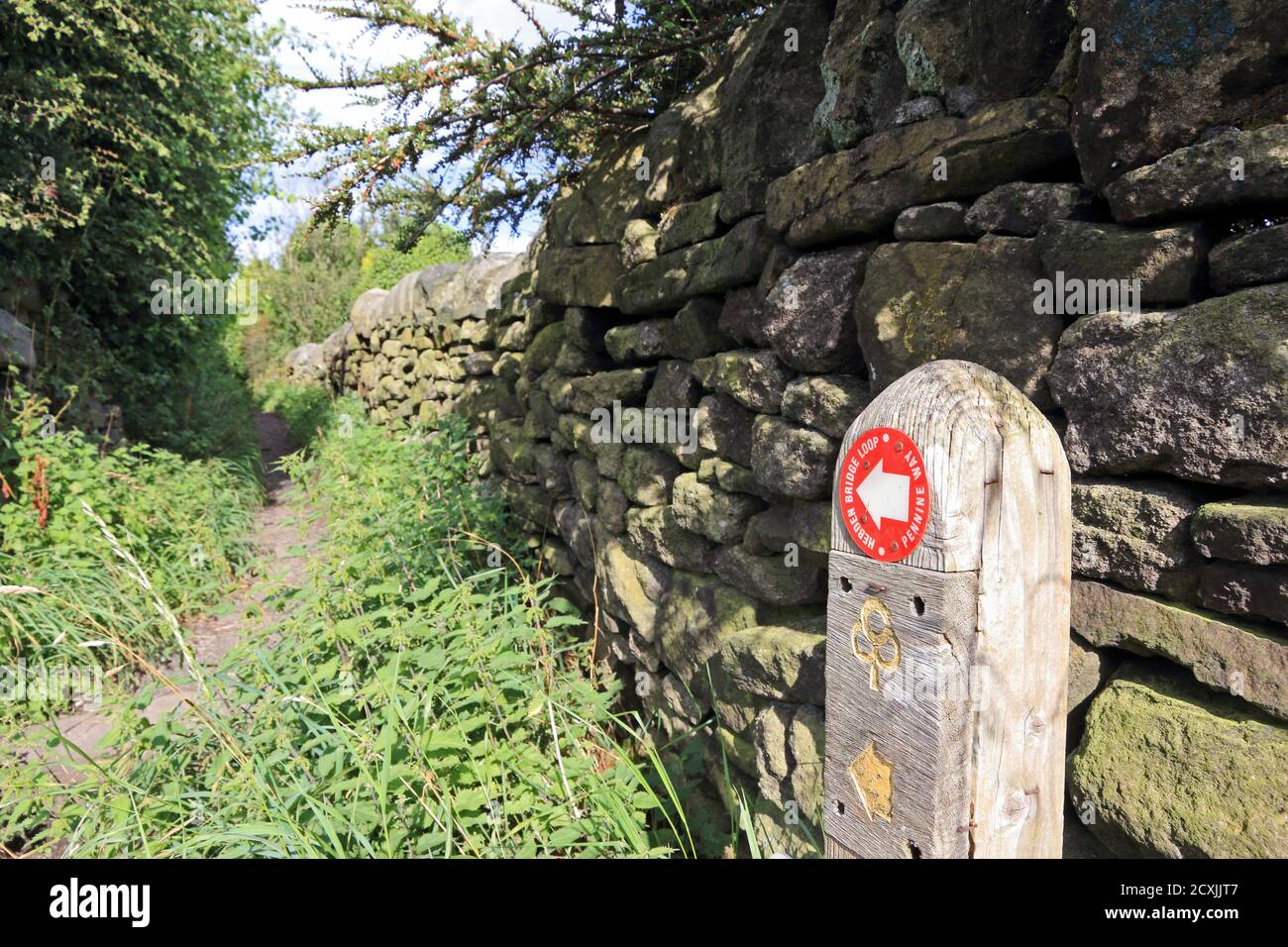 Hebden Bridge Loop, Pennine Way signpost Stock Photo - Alamy