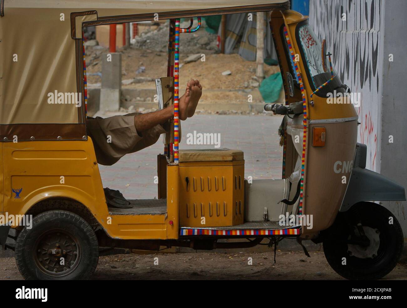 Auto Rickshaw Pakistan High Resolution Stock Photography and Images - Alamy