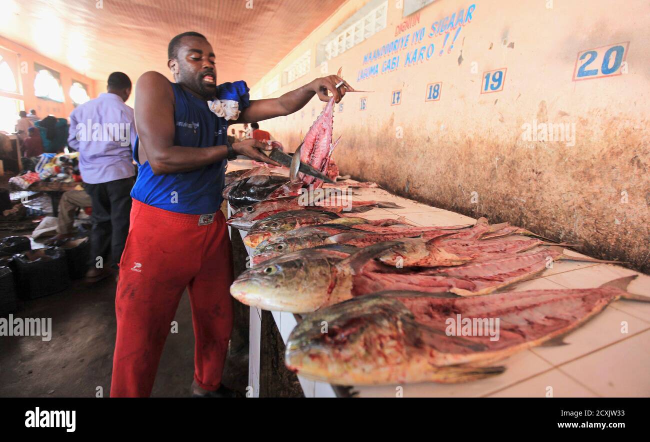 Mogadishu fish market somalia hi-res stock photography and images - Alamy