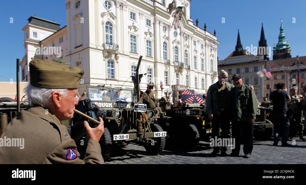 Liberation from nazi rule hi-res stock photography and images - Alamy
