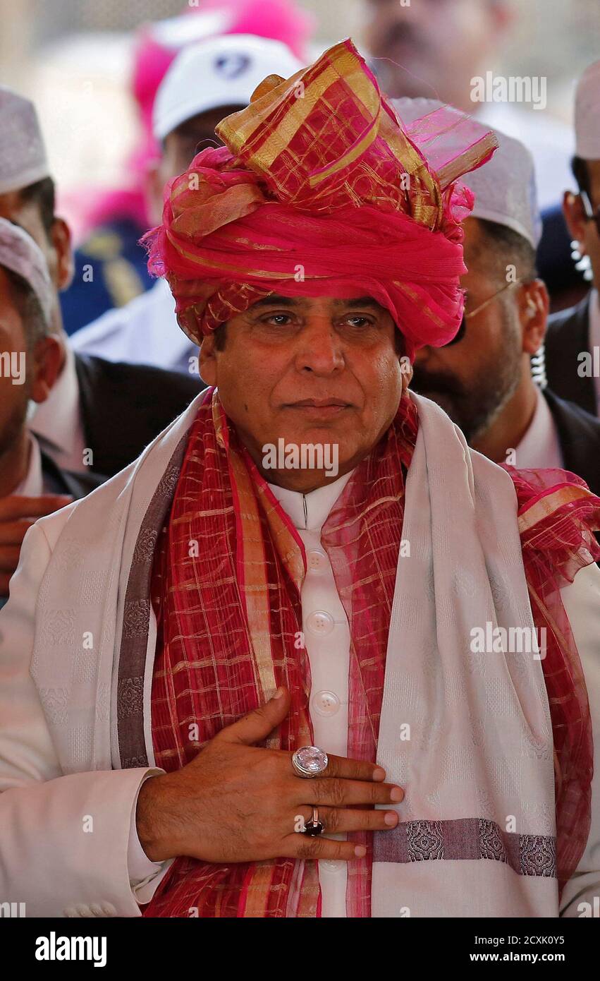 Khwaja Moinuddin Chishti High Resolution Stock Photography and Images ...