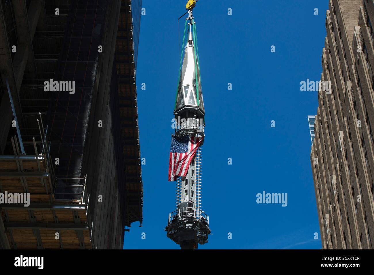 122 feet tall hi-res stock photography and images - Alamy
