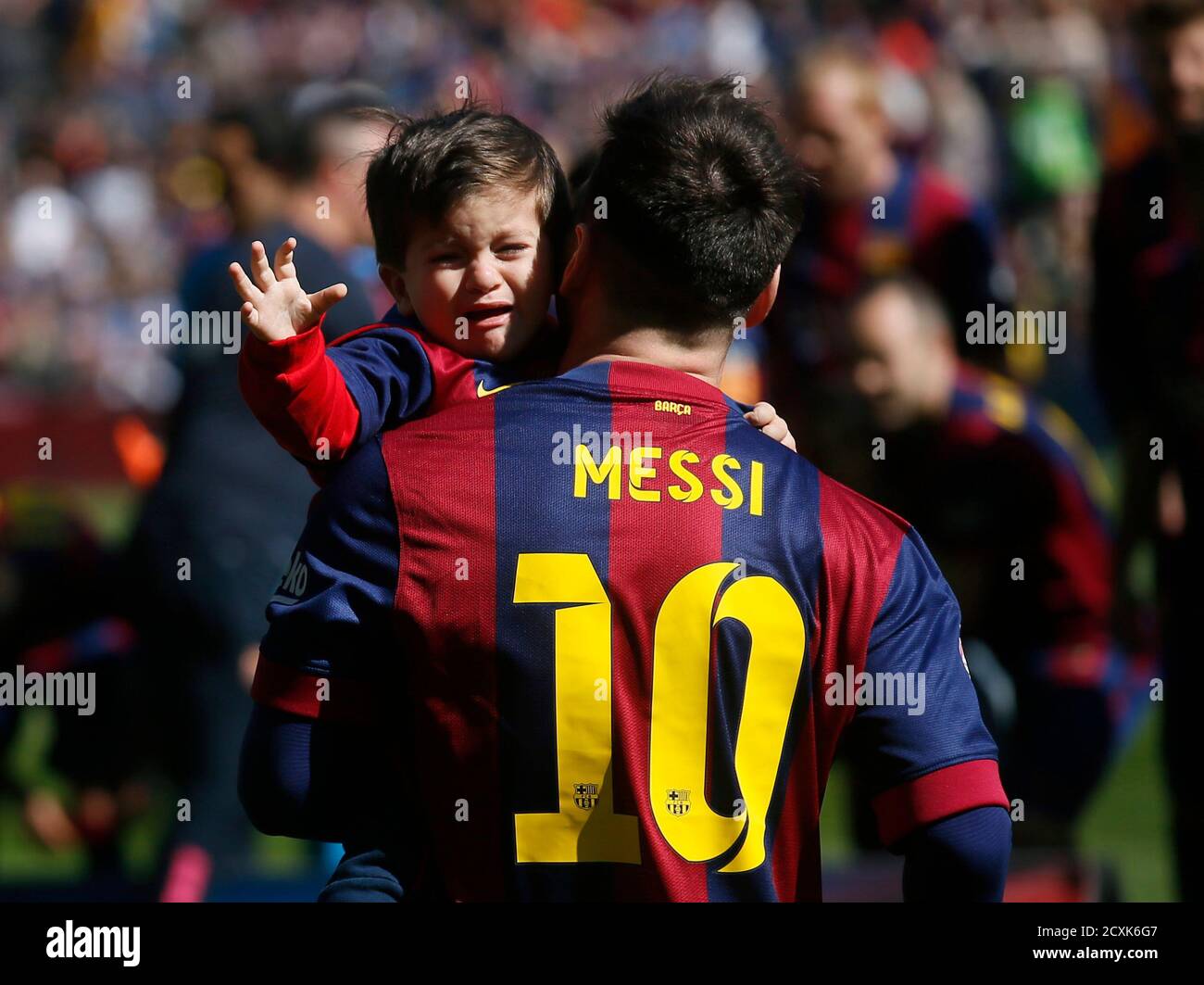 Crying messi hi-res stock photography and images - Alamy