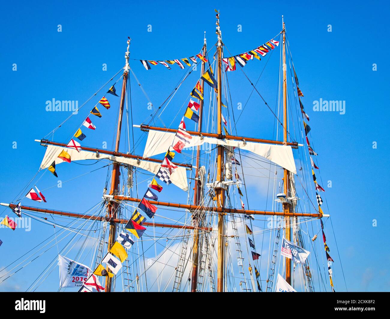 Vintage sailing ship mast ropes and tackle, Tall ship rigging mast ...