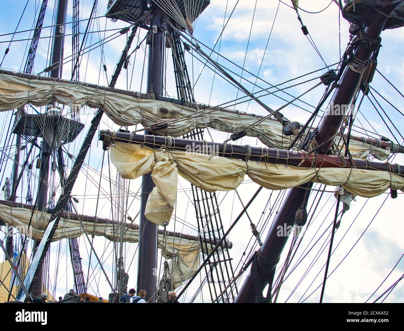 Vintage sailing ship mast ropes and tackle, Tall ship rigging mast ...