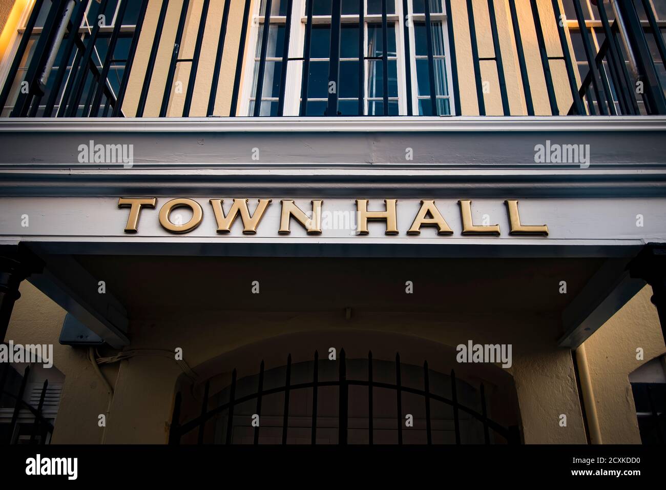 Town hall sign hi-res stock photography and images - Alamy